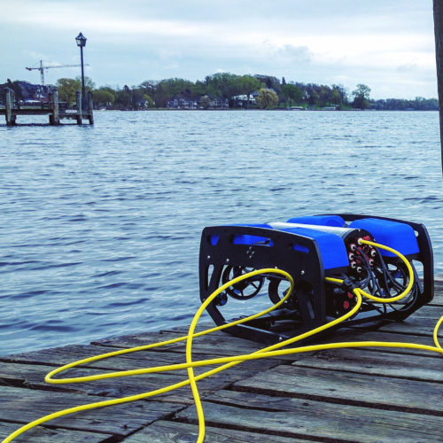 BlueROV2 - Blue Robotics